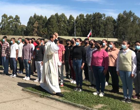 BENDICIÓN EN CEREMONIA DE ACUARTELAMIENTO DE SOLDADOS